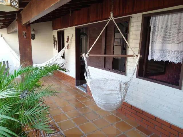 Casa / Sobrado para Venda em Cabo Frio/RJ Palmeiras 3 Quartos