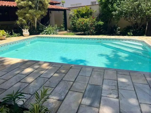Casa / Sobrado para Venda em Cabo Frio/RJ Palmeiras 4 Quartos
