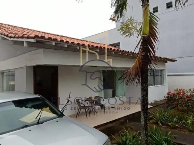 Casa / Sobrado para Venda em Cabo Frio/RJ Parque Burle 3 Quartos