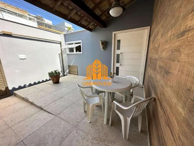 Casa / Sobrado para Venda em Cabo Frio/RJ Passagem 3 Quartos