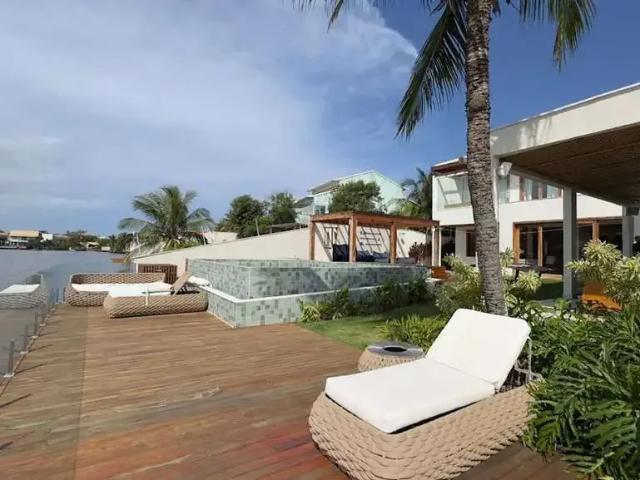Casa / Sobrado para Venda em Cabo Frio/RJ Peró 11 Quartos