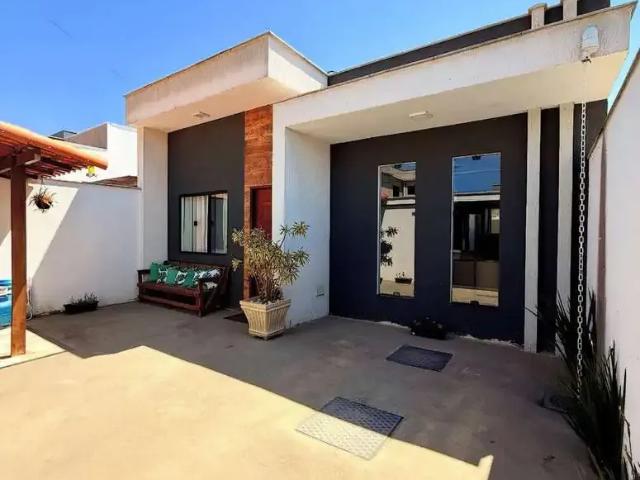 Casa / Sobrado para Venda em Cabo Frio/RJ Peró 2 Quartos
