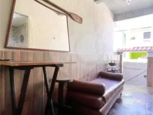 Casa / Sobrado para Venda em Cabo Frio/RJ Peró 2 Quartos
