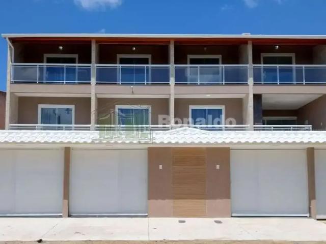 Casa / Sobrado para Venda em Cabo Frio/RJ Peró 4 Quartos