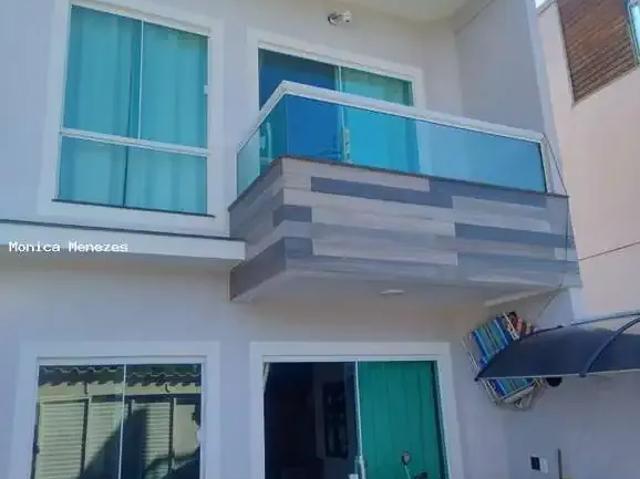 Casa / Sobrado para Venda em Cabo Frio/RJ Peró 4 Quartos