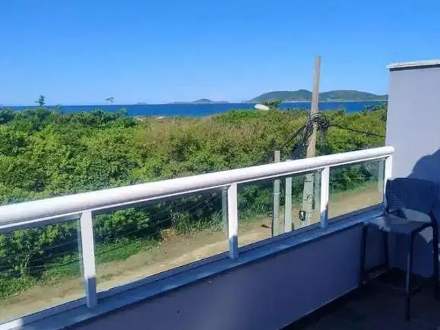 Casa / Sobrado para Venda em Cabo Frio/RJ Peró 4 Quartos