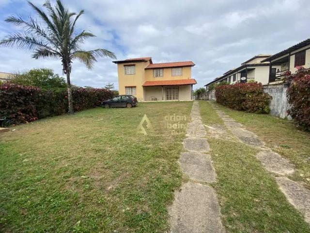 Casa / Sobrado para Venda em Cabo Frio/RJ Peró 8 Quartos