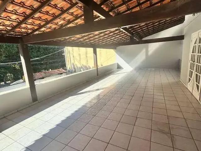 Casa / Sobrado para Venda em Cabo Frio/RJ Portinho 4 Quartos