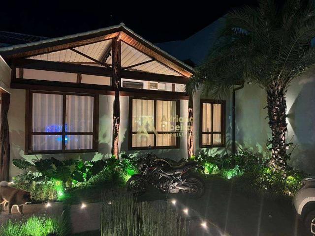 Casa / Sobrado para Venda em Cabo Frio/RJ Portinho 4 Quartos