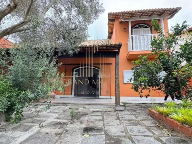 Casa / Sobrado para Venda em Cabo Frio/RJ Portinho 4 Quartos