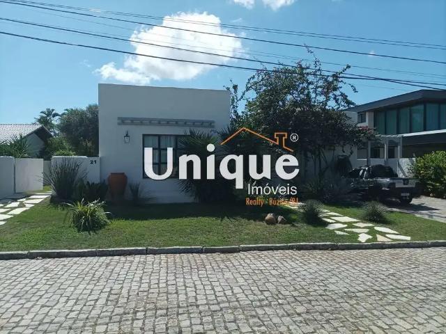 Casa / Sobrado para Venda em Cabo Frio/RJ Portinho 4 Quartos