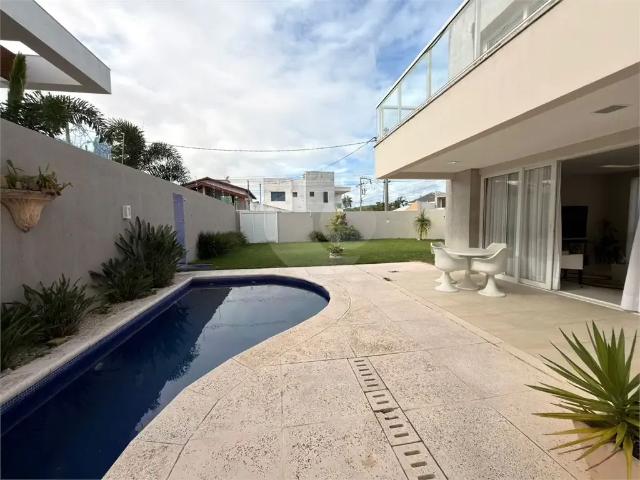 Casa / Sobrado para Venda em Cabo Frio/RJ Portinho 4 Quartos