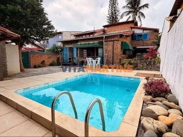 Casa / Sobrado para Venda em Cabo Frio/RJ Portinho 4 Quartos