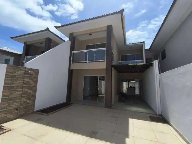 Casa / Sobrado para Venda em Cabo Frio/RJ Portinho 4 Quartos