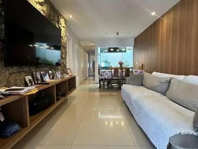 Casa / Sobrado para Venda em Cabo Frio/RJ Portinho 3 Quartos