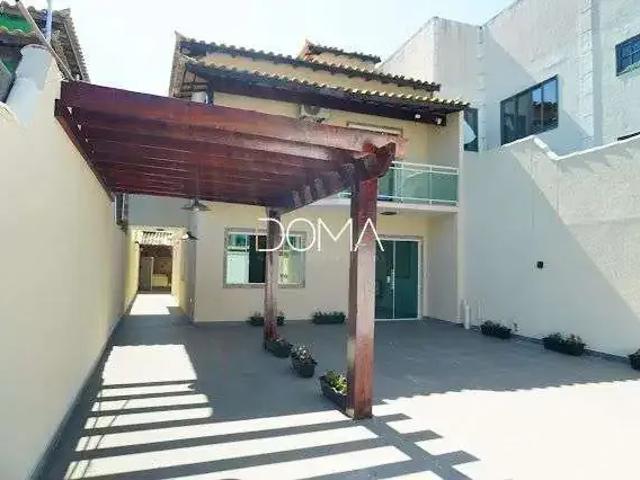 Casa / Sobrado para Venda em Cabo Frio/RJ Portinho 3 Quartos