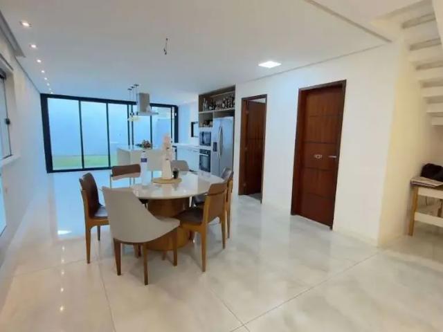 Casa / Sobrado para Venda em Cabo Frio/RJ Portinho 3 Quartos