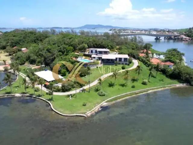 Casa / Sobrado para Venda em Cabo Frio/RJ Praia do Siqueira 6 Quartos