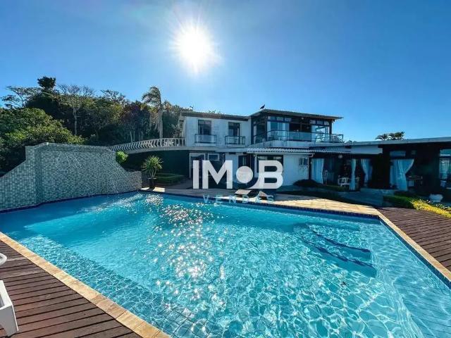 Casa / Sobrado para Venda em Cabo Frio/RJ Praia do Siqueira 6 Quartos