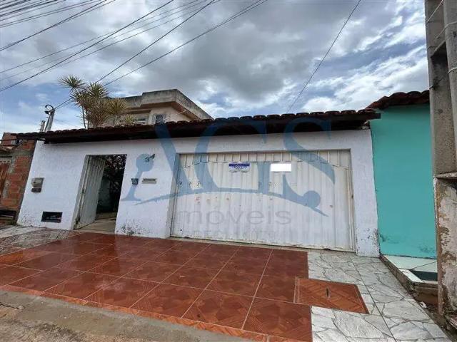 Casa / Sobrado para Venda em Caculé/BA São Geraldo 2 Quartos