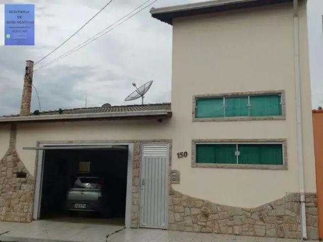 Casa / Sobrado para Venda em Cachoeira Paulista/SP Margem Esquerda 3 Quartos