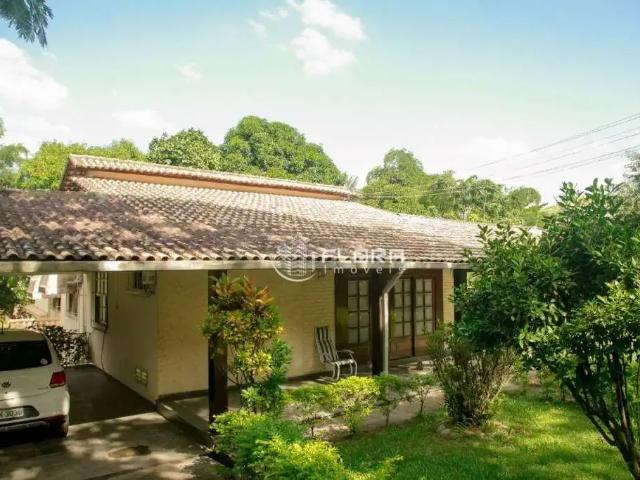 Casa / Sobrado para Venda em Cachoeiras de Macacu/RJ Loteamento Santa Luiza 4 Quartos