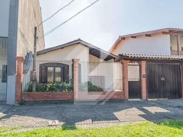 Casa / Sobrado para Venda em Cachoeirinha/RS Vila Márcia 3 Quartos
