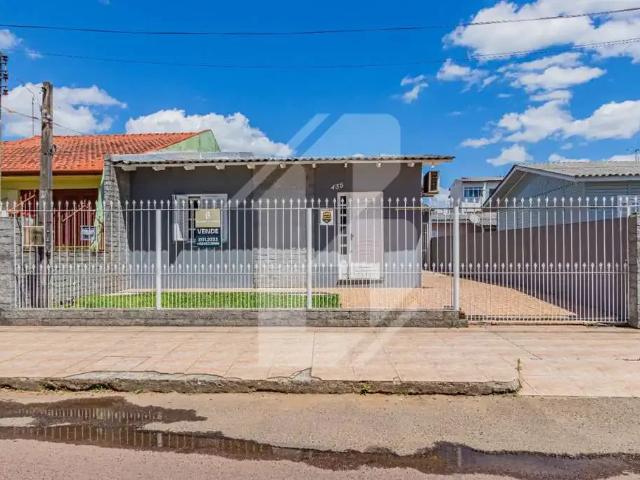 Casa / Sobrado para Venda em Cachoeirinha/RS Vila Monte Carlo 3 Quartos