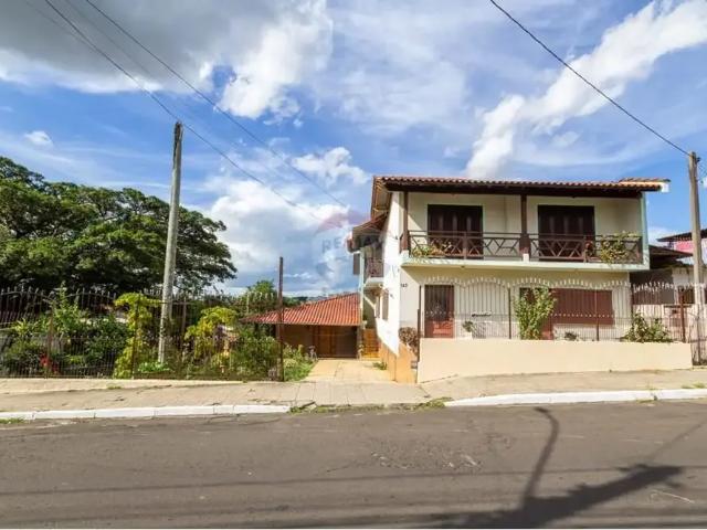Casa / Sobrado para Venda em Cachoeirinha/RS Vila Monte Carlo 3 Quartos