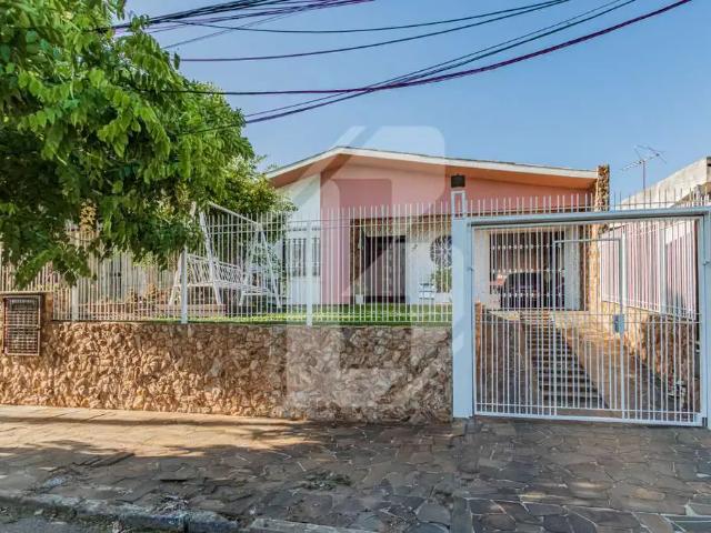 Casa / Sobrado para Venda em Cachoeirinha/RS Vila Bom Princípio 5 Quartos