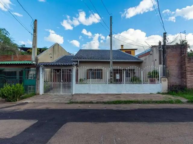 Casa / Sobrado para Venda em Cachoeirinha/RS Vila Cachoeirinha 4 Quartos