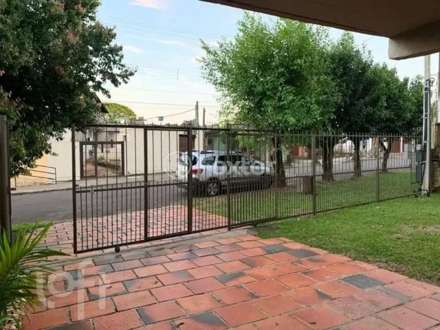 Casa / Sobrado para Venda em Cachoeirinha/RS Vila Fátima 4 Quartos