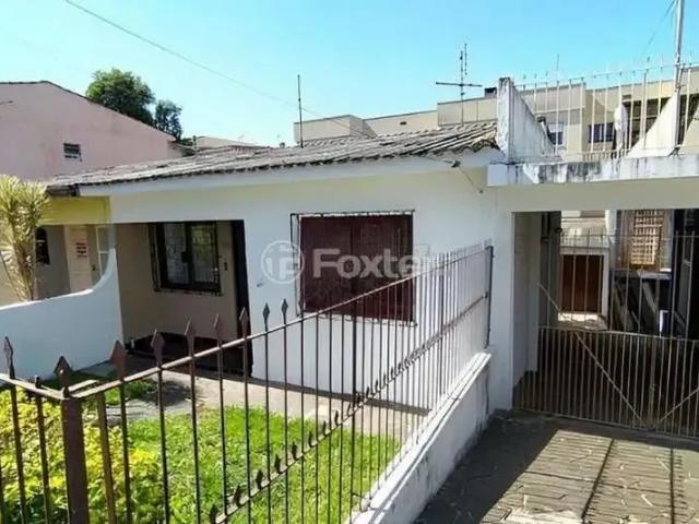 Casa / Sobrado para Venda em Cachoeirinha/RS Vila Imbui 2 Quartos