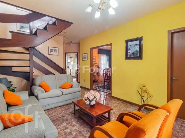 Casa / Sobrado para Venda em Cachoeirinha/RS Vila Jardim América 4 Quartos