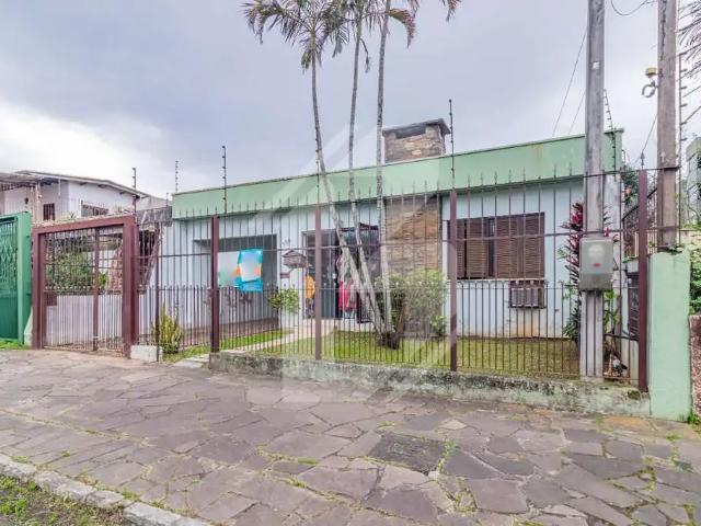 Casa / Sobrado para Venda em Cachoeirinha/RS Vila Parque Brasília 3 Quartos
