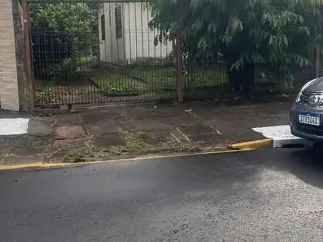 Casa / Sobrado para Venda em Cachoeirinha/RS Vila Quitandinha 2 Quartos