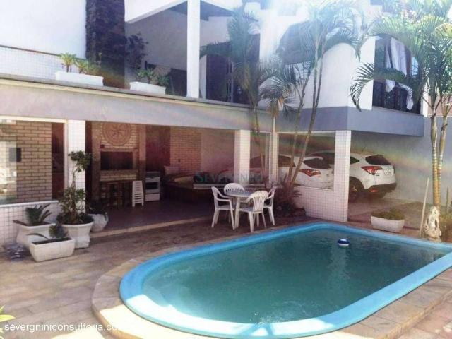 Casa / Sobrado para Venda em Cachoeirinha/RS Centro 4 Quartos