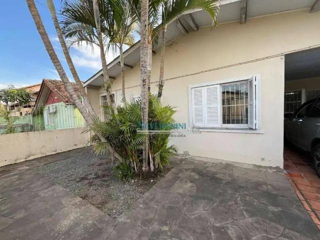Casa / Sobrado para Venda em Cachoeirinha/RS COHAB 4 Quartos