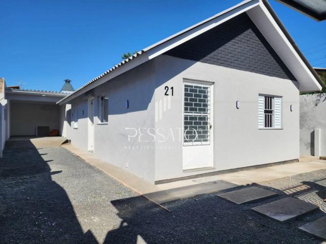 Casa / Sobrado para Venda em Cachoeirinha/RS COHAB 4 Quartos