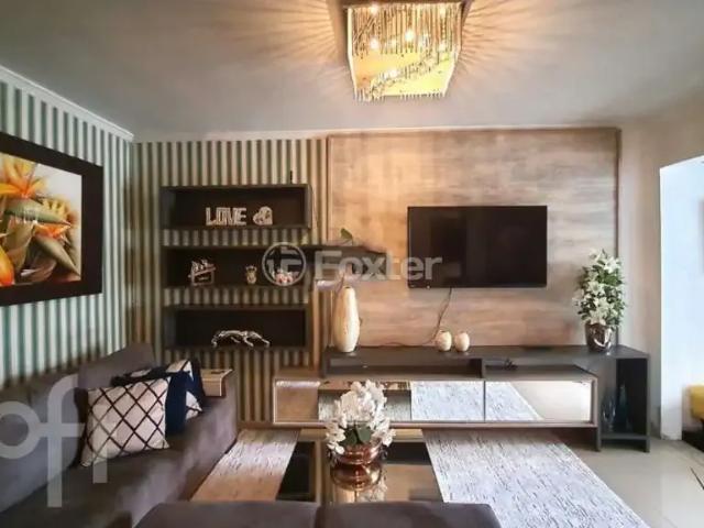 Casa / Sobrado para Venda em Cachoeirinha/RS COHAB 8 Quartos