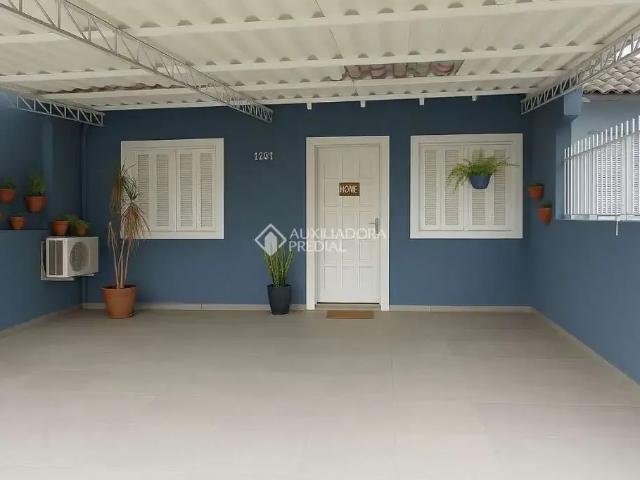 Casa / Sobrado para Venda em Cachoeirinha/RS Jardim do Bosque 2 Quartos