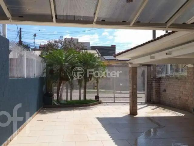 Casa / Sobrado para Venda em Cachoeirinha/RS Jardim do Bosque 3 Quartos