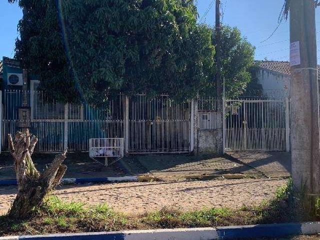 Casa / Sobrado para Venda em Cachoeirinha/RS Jardim do Bosque 3 Quartos