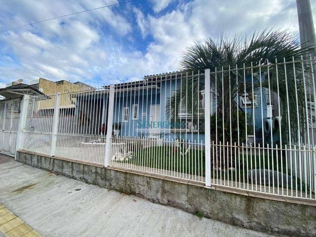 Casa / Sobrado para Venda em Cachoeirinha/RS Jardim do Bosque 3 Quartos