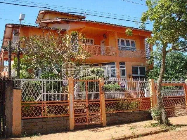 Casa / Sobrado para Venda em Cachoeirinha/RS Jardim do Bosque 4 Quartos