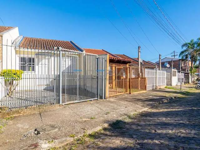 Casa / Sobrado para Venda em Cachoeirinha/RS Morada do Bosque 2 Quartos