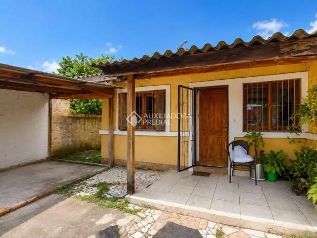 Casa / Sobrado para Venda em Cachoeirinha/RS Parque Granja Esperança 2 Quartos