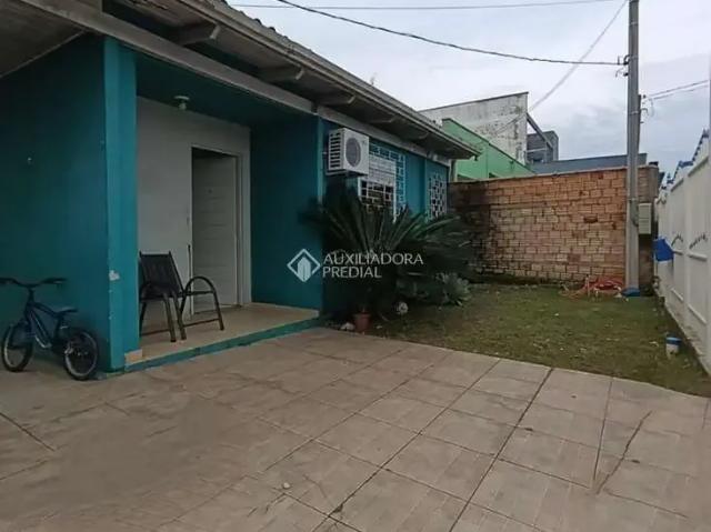 Casa / Sobrado para Venda em Cachoeirinha/RS Parque Granja Esperança 3 Quartos