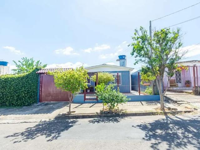 Casa / Sobrado para Venda em Cachoeirinha/RS Parque Granja Esperança 3 Quartos