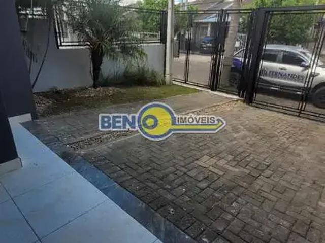 Casa / Sobrado para Venda em Cachoeirinha/RS Parque da Matriz 3 Quartos